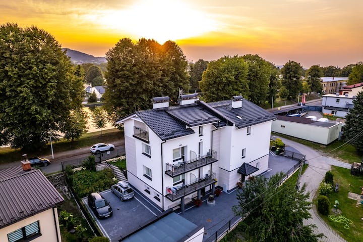 Nad Stawem - Apartament 7-os. Rodzinny/budynek 17a - Ustroń