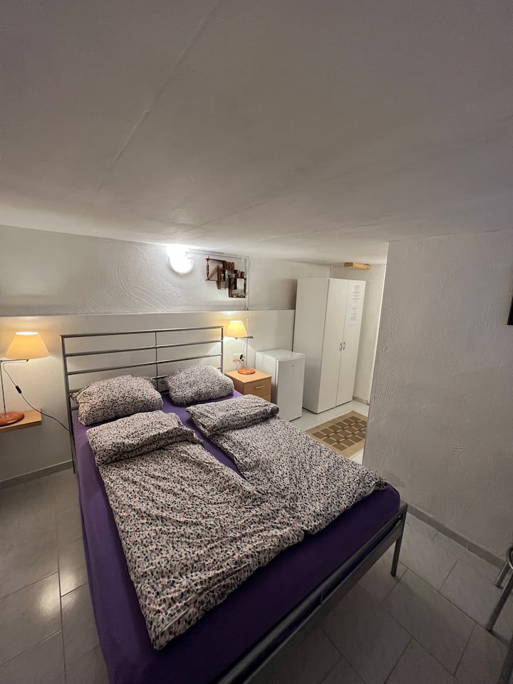 Zimmer In Baden-baden Weststadt . - Baden-Baden