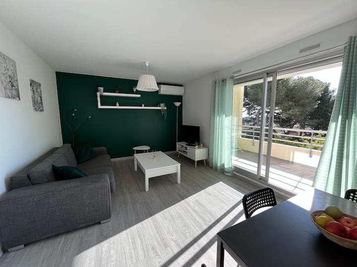 Nid Douillet Au Calme Avec Vue Mer - Sète