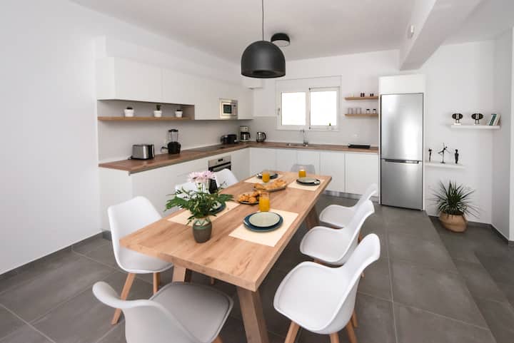 Euphoria Blue Villa στην περιοχή Ιξιά - Rhodes