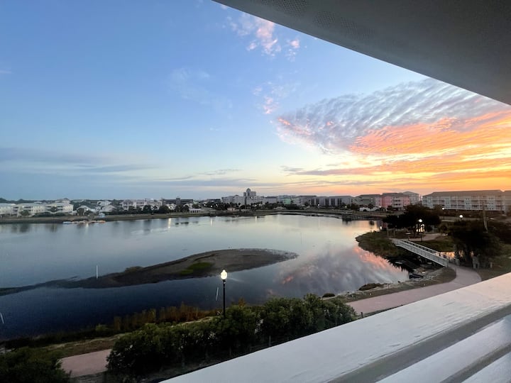 Oasis On The Lake - Carolina Beach, NC