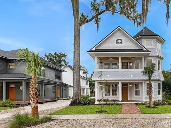 Gator Grove - Queen Ann White - New Build! - Gainesville, FL