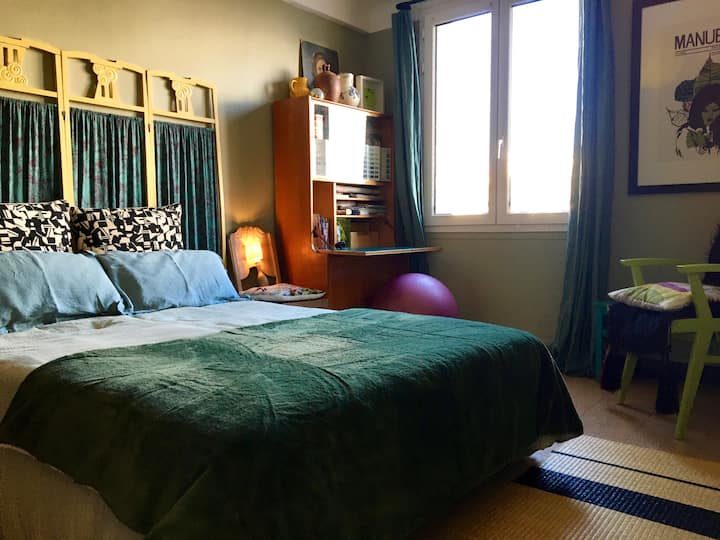 Chambre, Petit Dej Et Balcon Quartier Bon Secours - Marseille