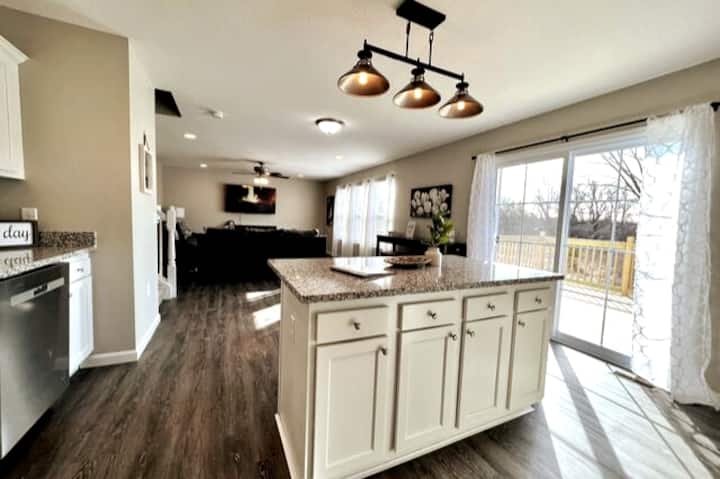 New Exec Home In Germantown, Oh - Germantown, OH