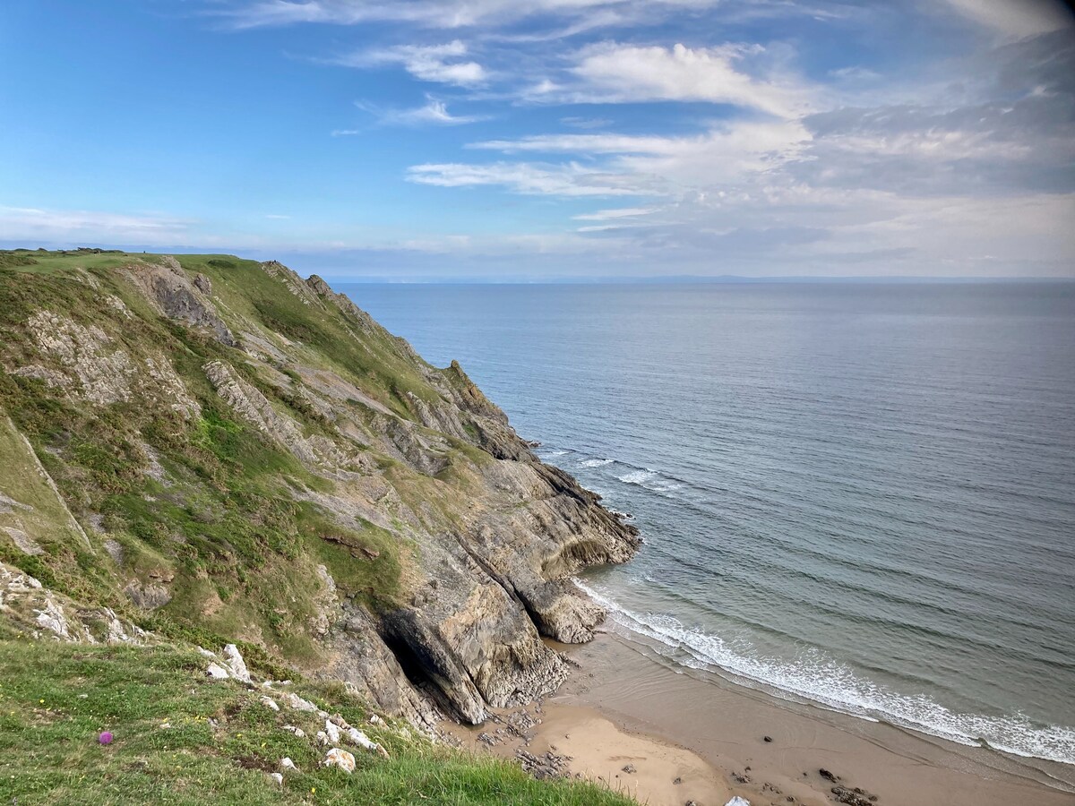 Caswell Bay Holiday Rentals & Homes - United Kingdom | Airbnb