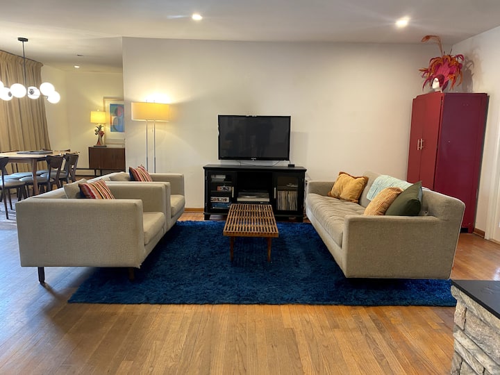 Spacious And Chic Mcm Ranch - New Paltz, NY