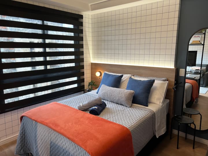 Aun1811 - Charmoso Em Andar Alto. - Curitiba