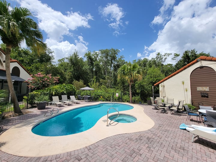 3br Getaway Nr Zephyrhills/resort Pool/fast Wifi 9 - Wesley Chapel, FL