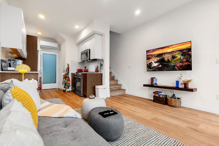 99 Walkscore | Pet Friendly 2br/2ba Home - Ballard - Seattle
