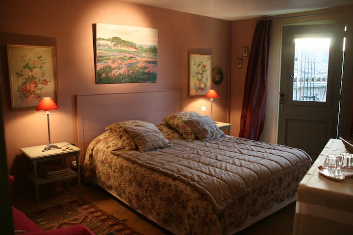 La Maison Sur La Colline. - 카르카손
