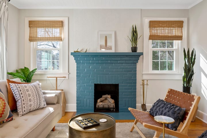 New! Bright 3br Cottage | Coffee Bar | Near Pnc - PNC Arena