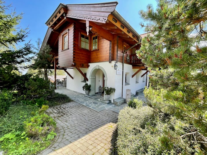 160 M² Exklusive Luxus-berghütte - Gerlitzen
