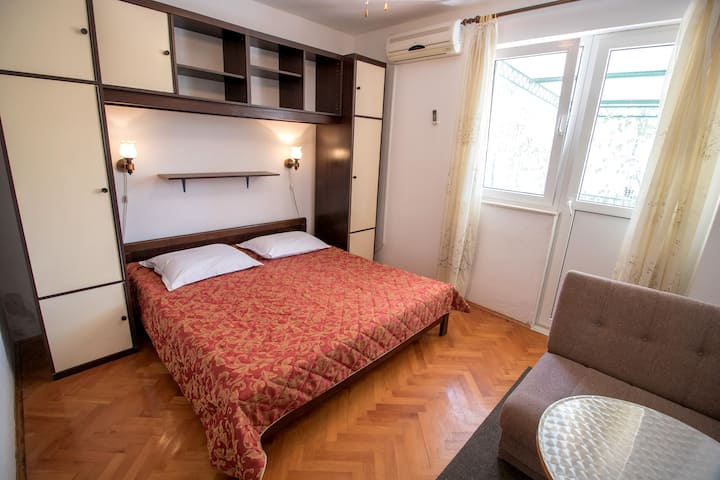 Four Bedroom Apartment In Medici - Mimice