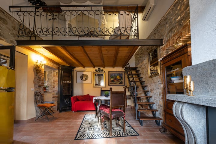 Reggia. Appartamento In Stile Classico - Scarlino