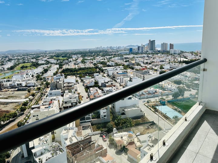 Oceanview Luxury Condo - Mazatlán