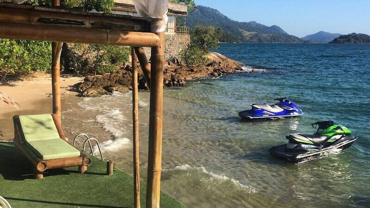 Privatebeach Pooldeck Spa Resort - Angra dos Reis