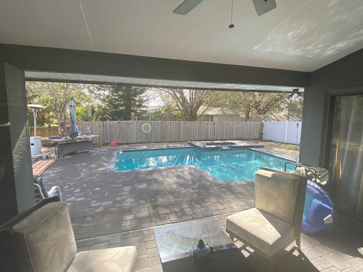 Cozy Room With Pool & Fire Pit - Oviedo, FL