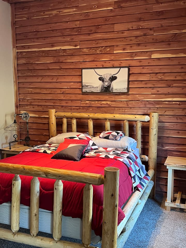 French Lick Cabin Close To Everything! Unit #1 - Paoli Peaks, IN