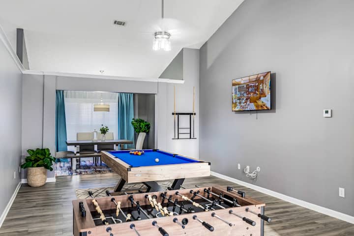 Enjoyable/spacious 3bd Farmhouse - Lawrenceville, GA