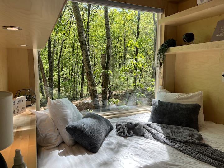 New Remote & Private Tiny Cabin With A Firepit - Beaver Lake, Rising Fawn