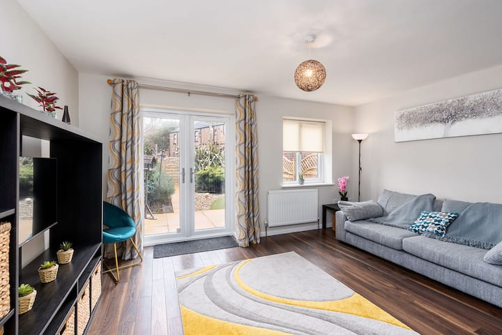 Stunning 3 Bedroom Home Hillsborough Sheffield - Sheffield, UK