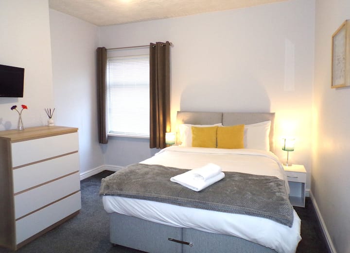 Lynam House - Stoke-on-Trent