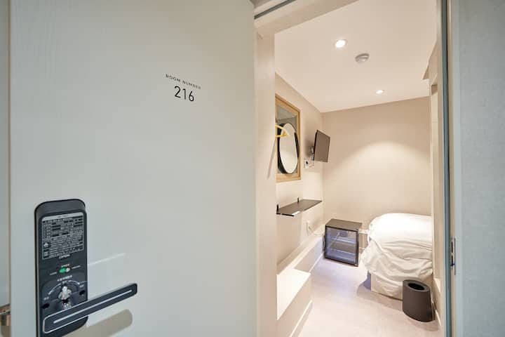 Lifein Euljiro 216호 을지로3가역 2분/명동 10분 게스트하우스 - Seoul