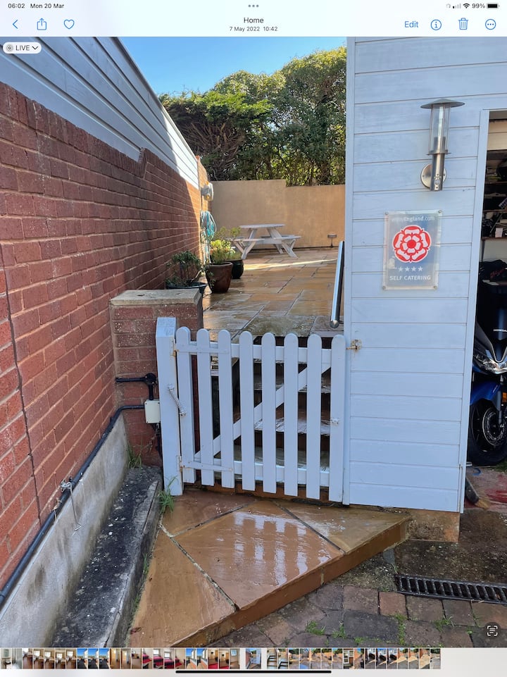 Exeview - Budleigh Salterton