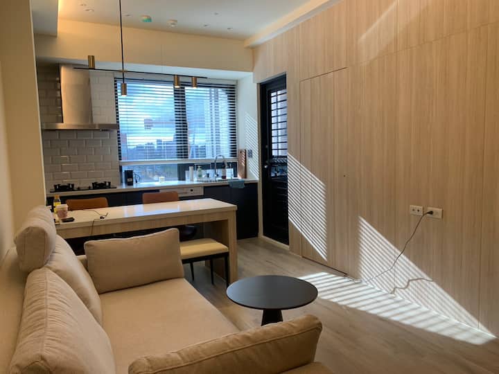 Modern 2 Room Flat - Keelung City