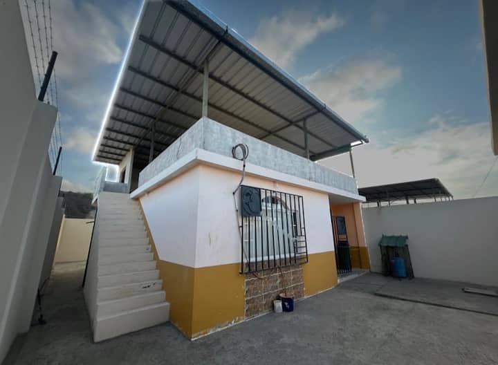 Casa Full Amoblada En Alquiler - Crucita