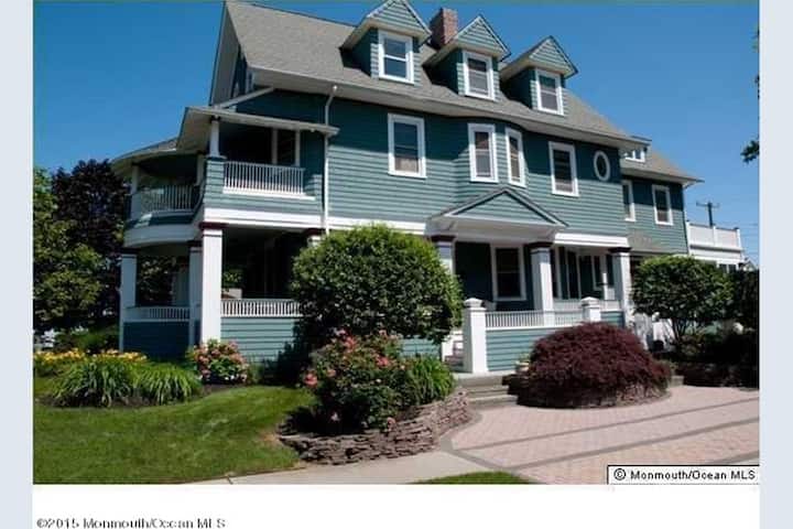 Luxury Beach House - Belmar, NJ