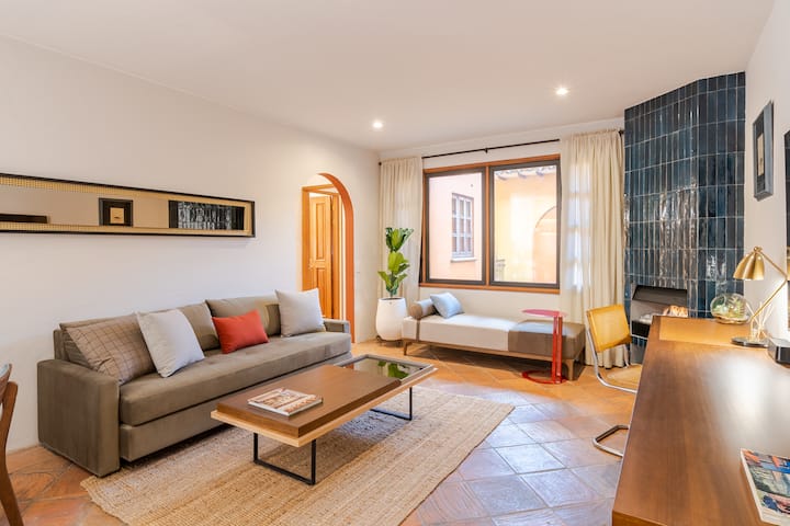 Luxury 2br Condo In La Candelaria | Chimney & Bbq° - Colombia