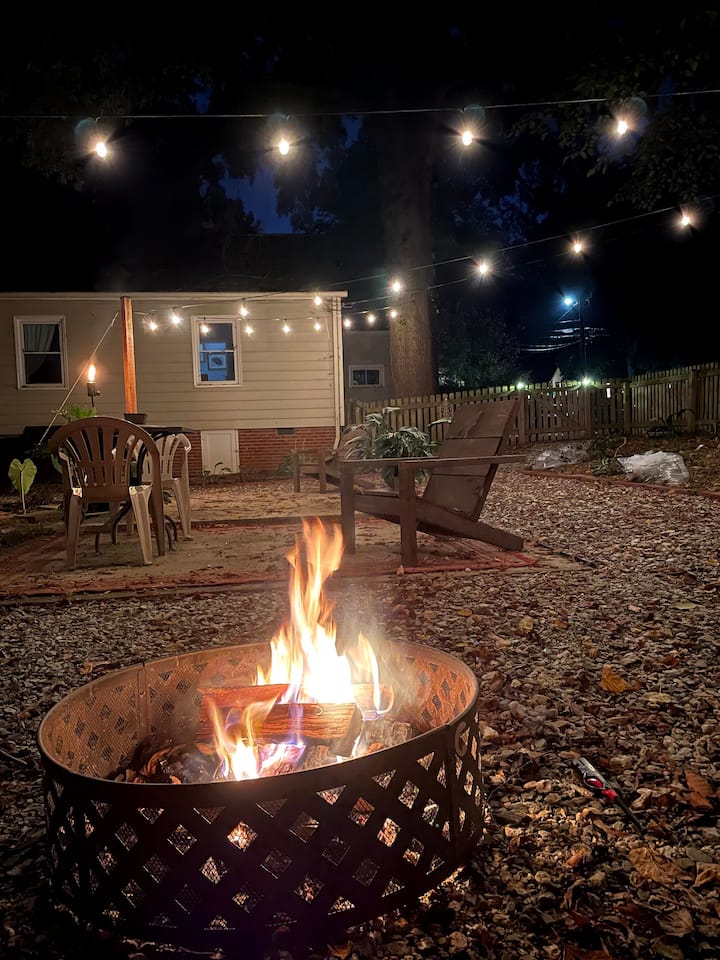 Cozy, Updated Cottage Near Uncg! - Greensboro, NC