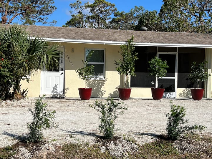 North Ship Bottom 2br1ba Laundry - Bonita Springs, FL