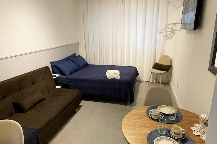Studio Na Quadra Da Praia/ Gonzaga - Santos - Santos