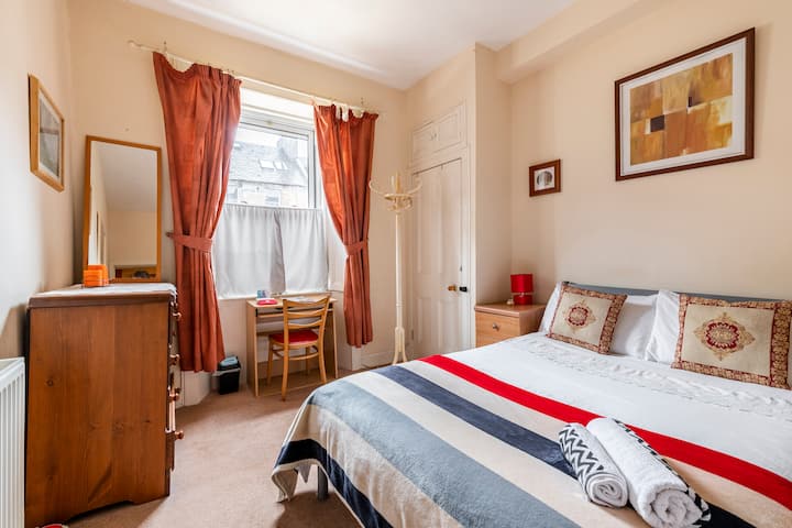 Room To Rent In Cosy Flat W/garden - Musselburgh