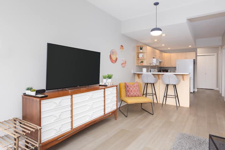 Sunny Suite In Glenmore - Kelowna