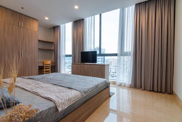 2 Bedrooms- Working Space Soho Apartment - Chad