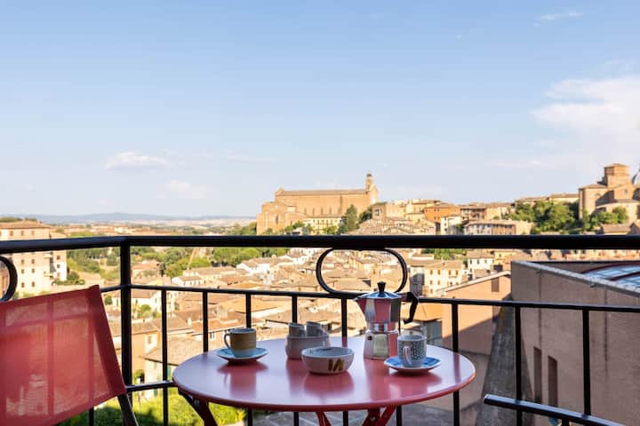 Siena Historic Center Stylish Flat With Balcony! - Siena