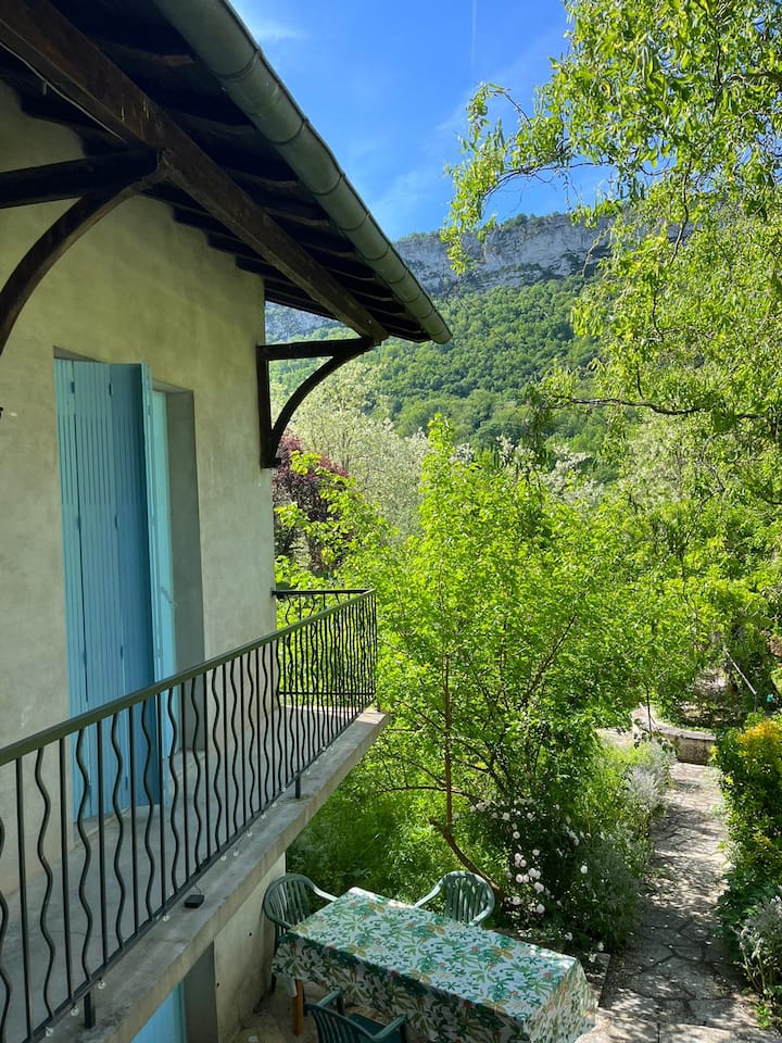 Big House With Garden & Beautiful View (Sleeps 7+) - Saint-Antonin-Noble-Val