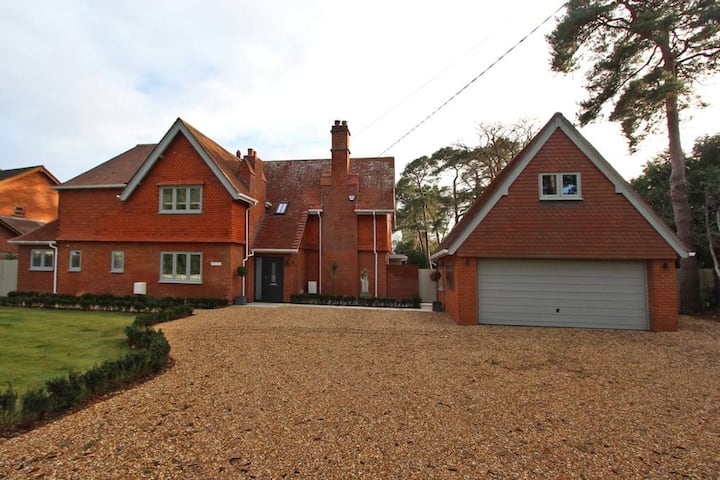 Luxury Family Home In The Centre Of The New Forest - Brockenhurst
