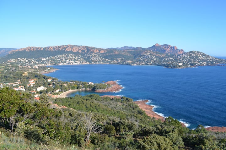 Appart Spacieux Cosy Proche Mer - Fréjus