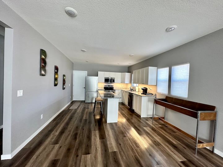 Cozy 2 Bedroom Home - Rapid City, SD