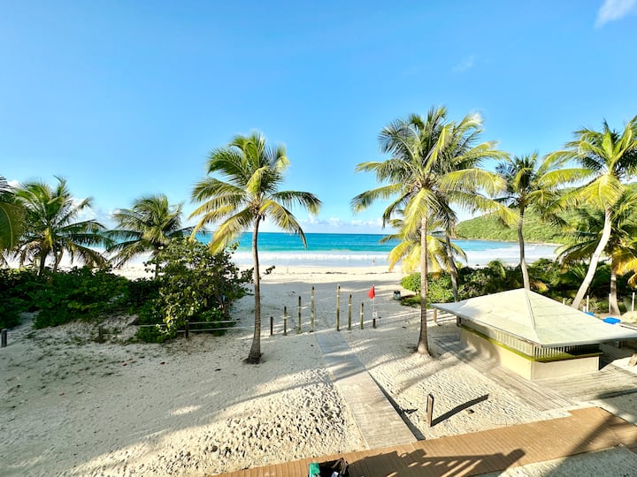 Apto 3a Flamenco Beachfront Villas With Ocean View - Culebra