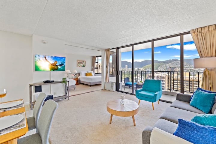 Waikiki Banyan Condo - Pool, Sauna & Beach Access - Honolulu