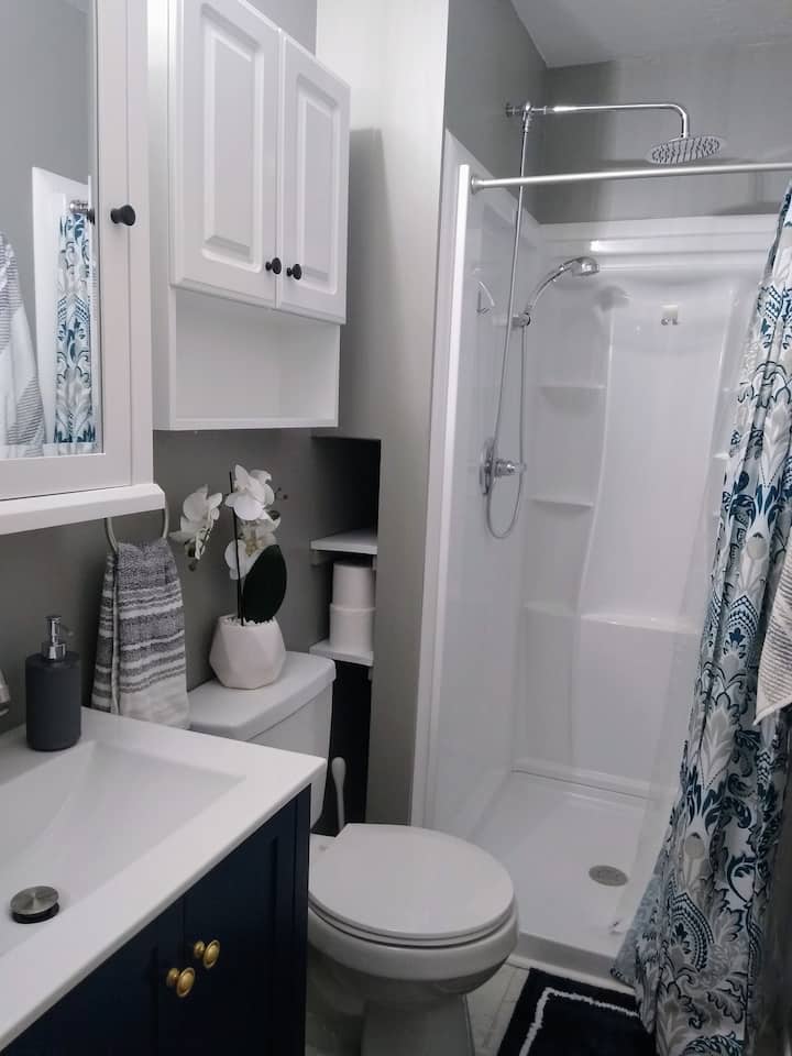 Cozy 3br-2ba House-10 Mins To Iuh, 30-day Min Stay - Bloomington, IN