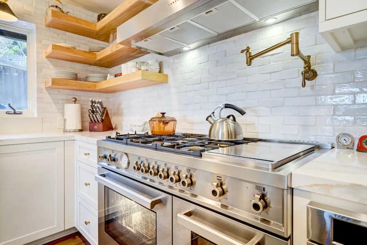 Luxury Oakland Hills Retreat | Near Sf & Berkeley - Oakland