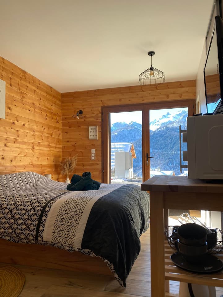 Chambre Avec Entrée Indépendante. - Arvieux