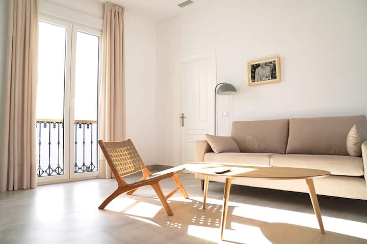 Grand Suite Apartment With Balcony - San Fernando