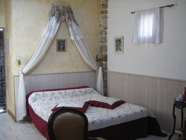 Chambre D'hôtes Dans Magnanerie - Les Vans